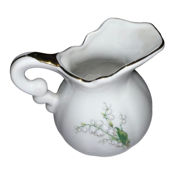 Lefton | Dining | Vintage Creamer Pitcher With Gold Trim Lefton China ...